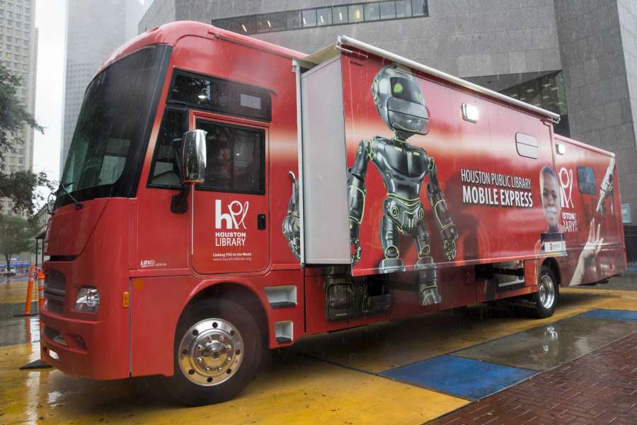 Houston Public Library lanza un laboratorio de tecnología móvil ...